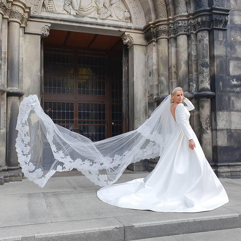 บอย พิษณุ แฟน สวีเดน amanda persson สวยแซ่บโปรไฟล์ไม่ธรรมดา