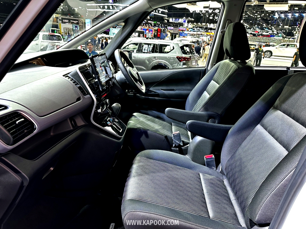 Nissan Serena S-Hybrid รถ MPV 7 ที่นั่ง ราคา 1,469,000 บาท