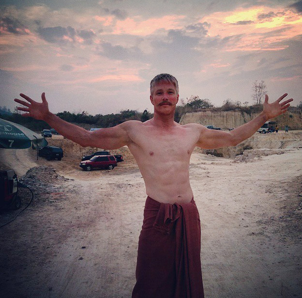 ปีเตอร์ ธูนสตระ ประวัตินักแสดงฝรั่ง ผู้อยู่ในวงการบันเทิงไทยมากว่า 23 ปี