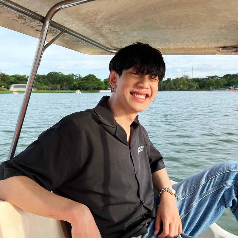 ท็อป Lazyloxy ลงรูปหอมแก้ม เบียร์ เดอะวอยซ์ เปิดตัวแล้วหวานเว่อร์