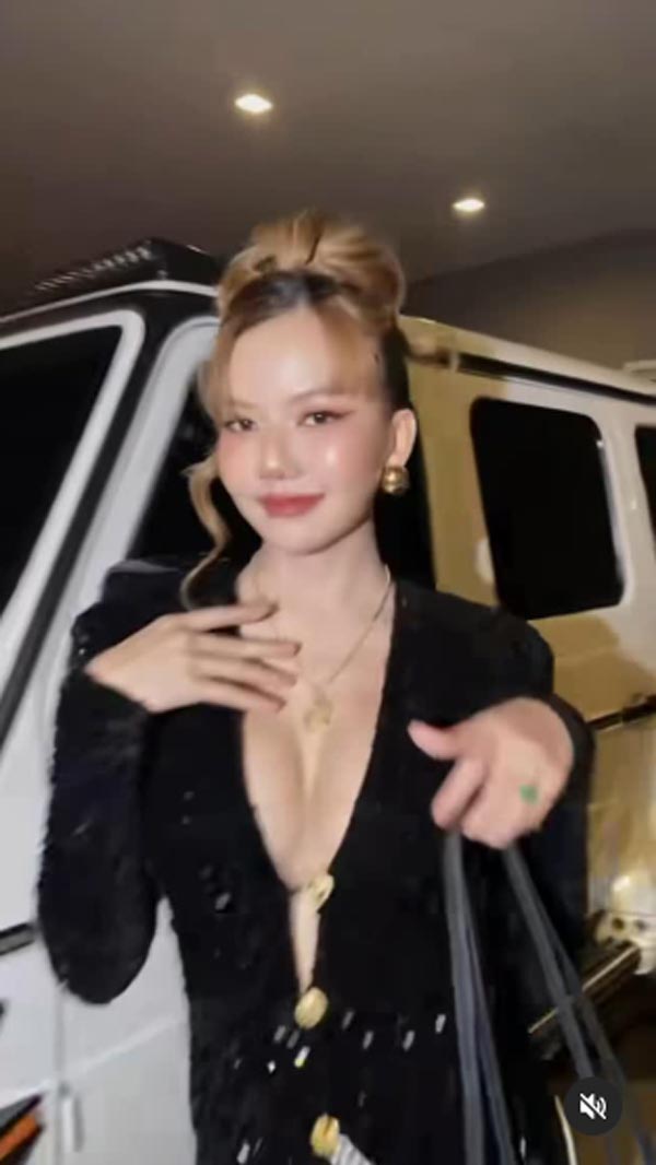 จ๊ะ นงผณี มาไว โคฟเวอร์ลุค ลิซ่า Met Gala 2025 สวยเป๊ะยันบั้นท้าย แซ่บเกินแม่