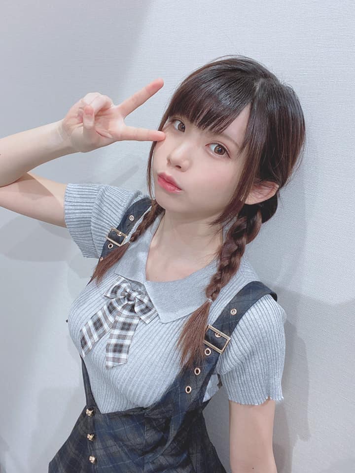 Enako Rin สาวยุ่นสุดน่ารัก ที่มาพร้อมความเซ็กซี่