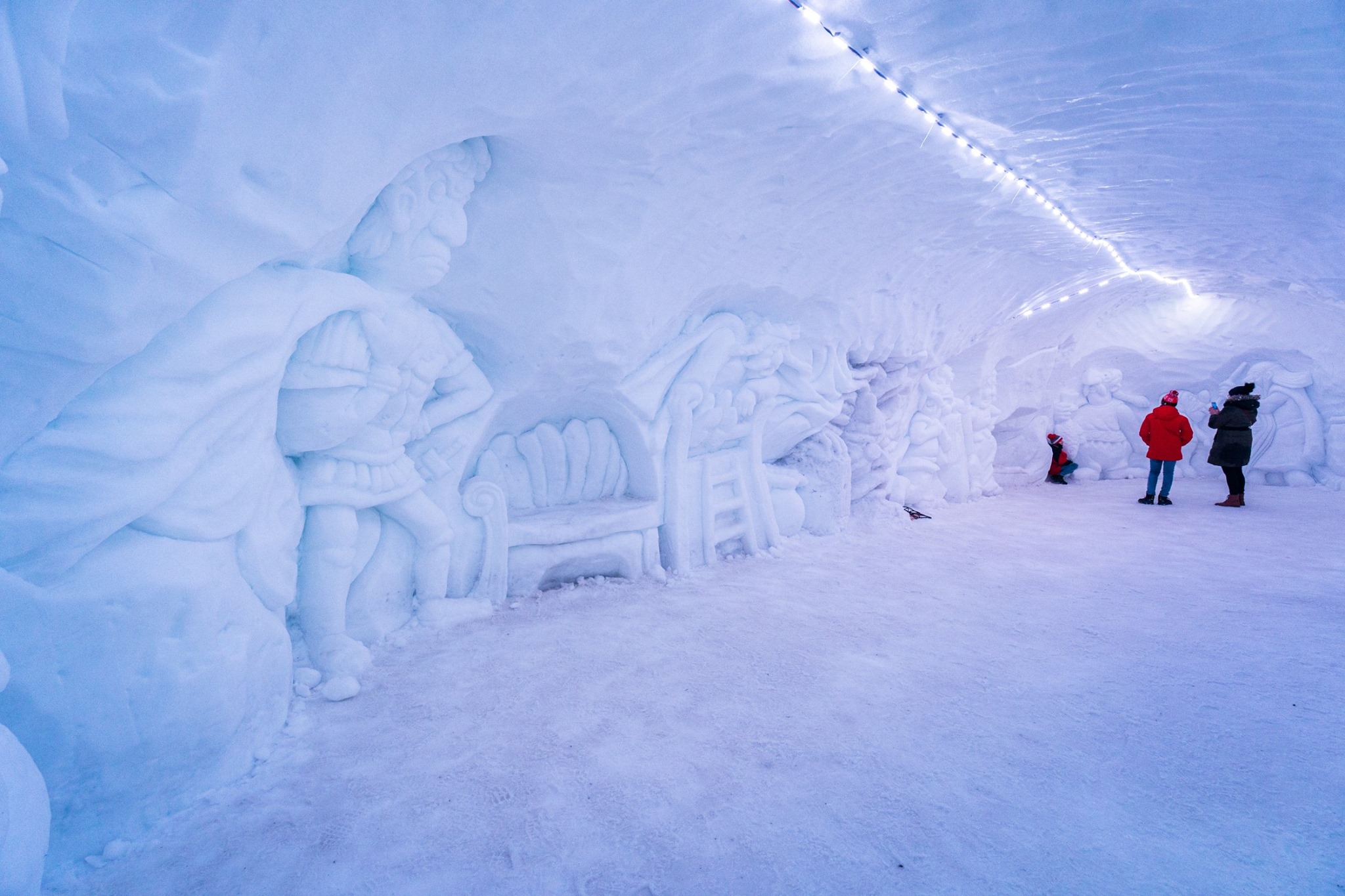 พาชมความงดงาม Snowlandia เขาวงกตน้ำแข็ง หลังประกาศปิดถาวร