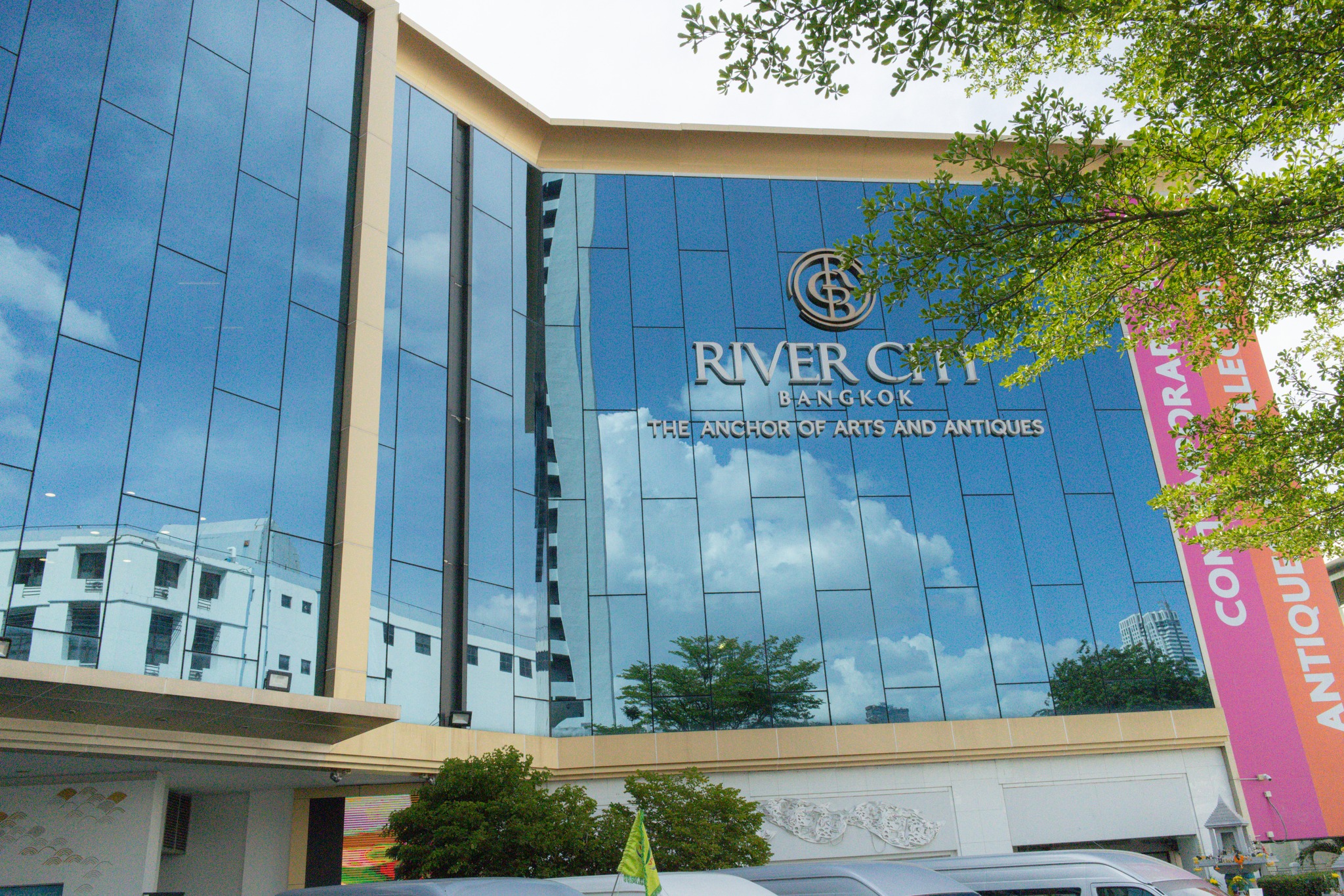 นิทรรศการ CryBaby ชวนเสพงานอาร์ต Cry Baby at River City BKK