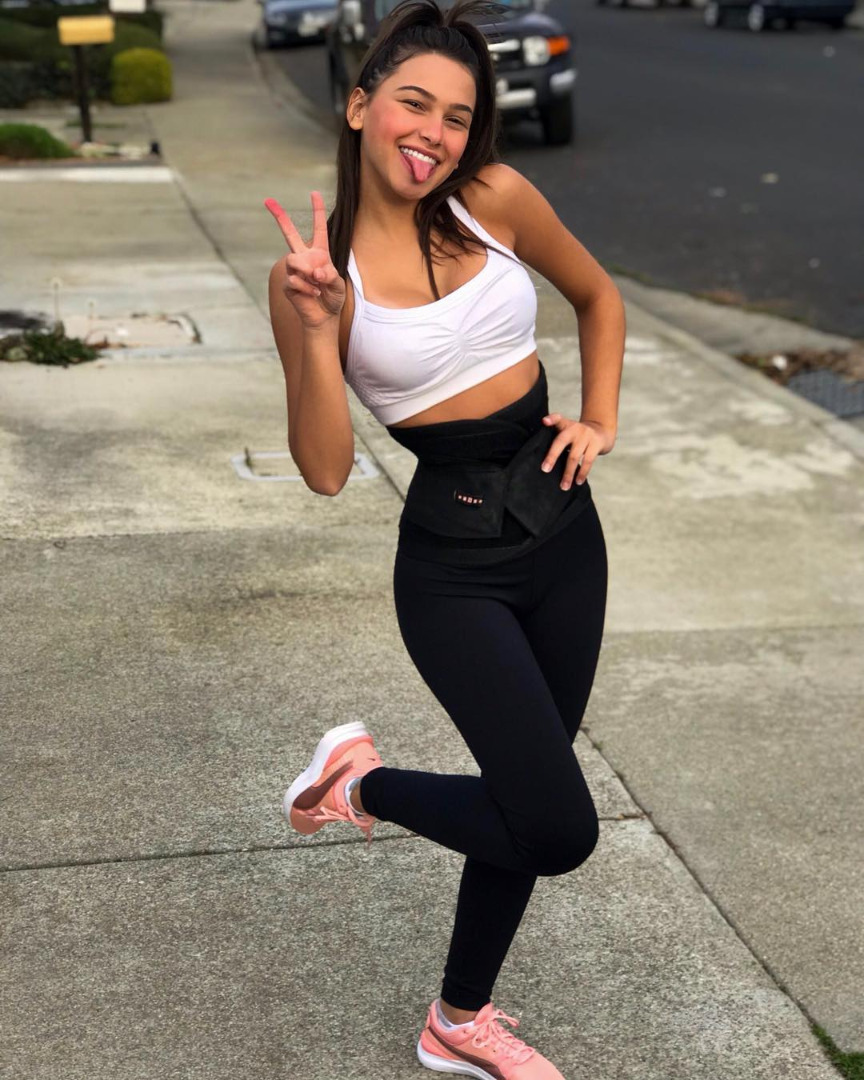 Fernanda Queiroz อดีตแฟนสาวสุดแซ่บดาวยิงแมนเชสเตอร์ ซิตี้