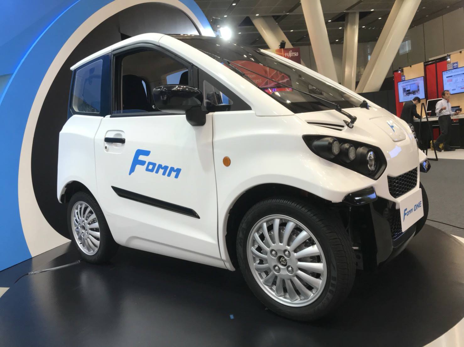 Fomm One 2022 ราคาเริ่ม 481,500 บาท รถยนต์ไฟฟ้าจิ๋วที่ไม่กลัวน้ำท่วม