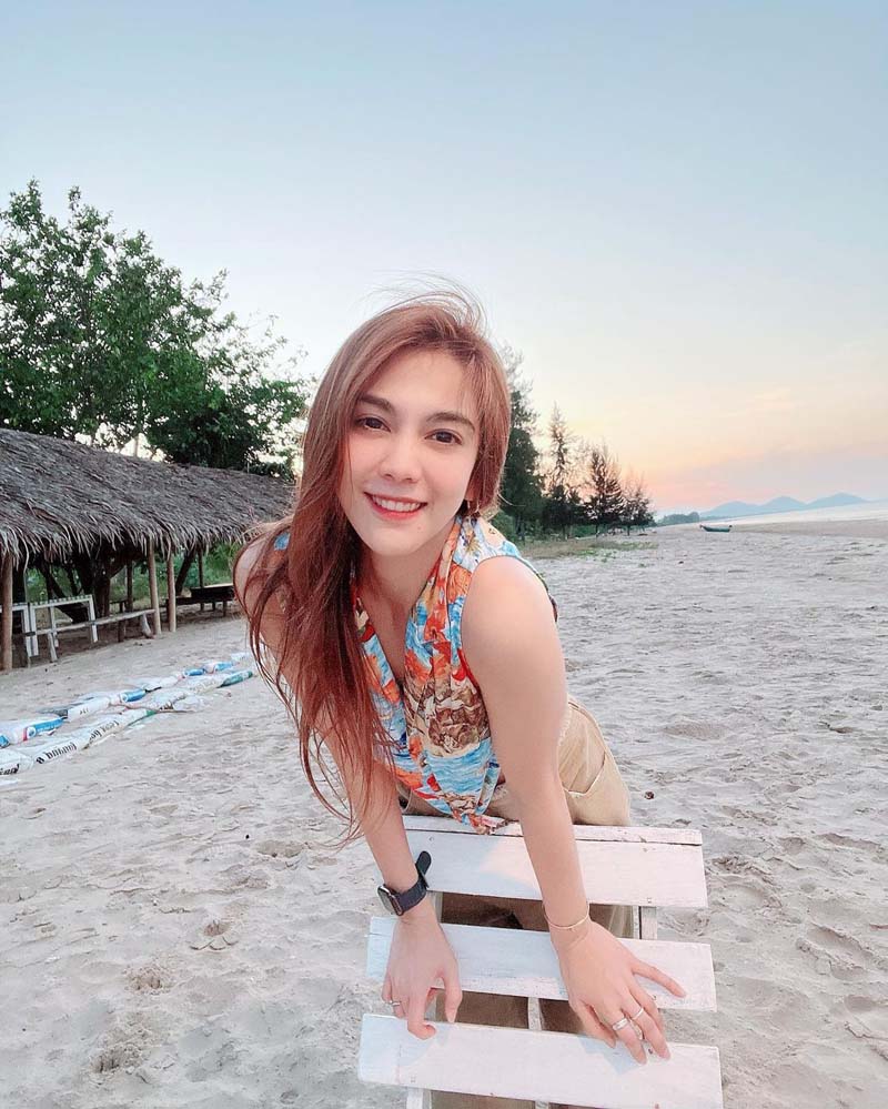 พั้นช์ วรกาญจน์ แชร์ภาพเซ็กซี่ ในชุดเอวลอย เห็ยหน้าท้องขาวจั๊วะ