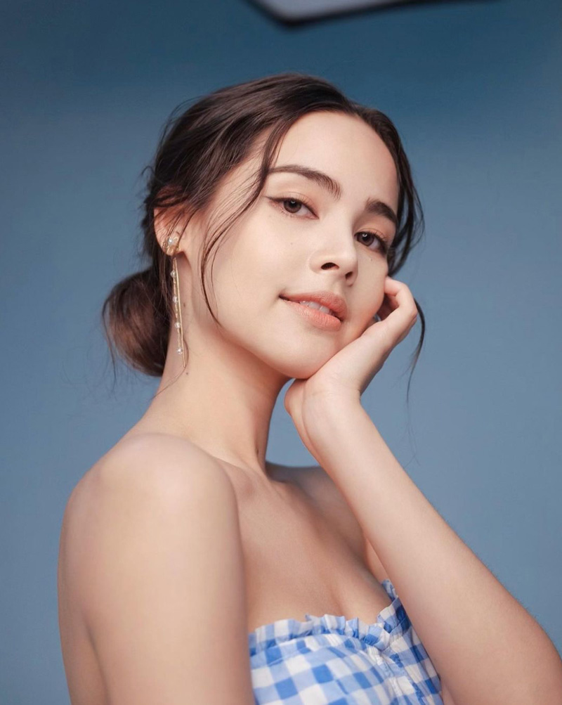 ญาญ่า อุรัสยา อุ้ม น้องเดมี่ โดนแซวสนั่น ถ้ามีลูกสาวคงน่ารักประมาณนี้