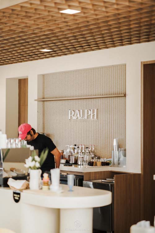 Ralph Cafe คาเฟ่สระบุรี ใกล้ตัวเมือง สไตล์มินิมอล