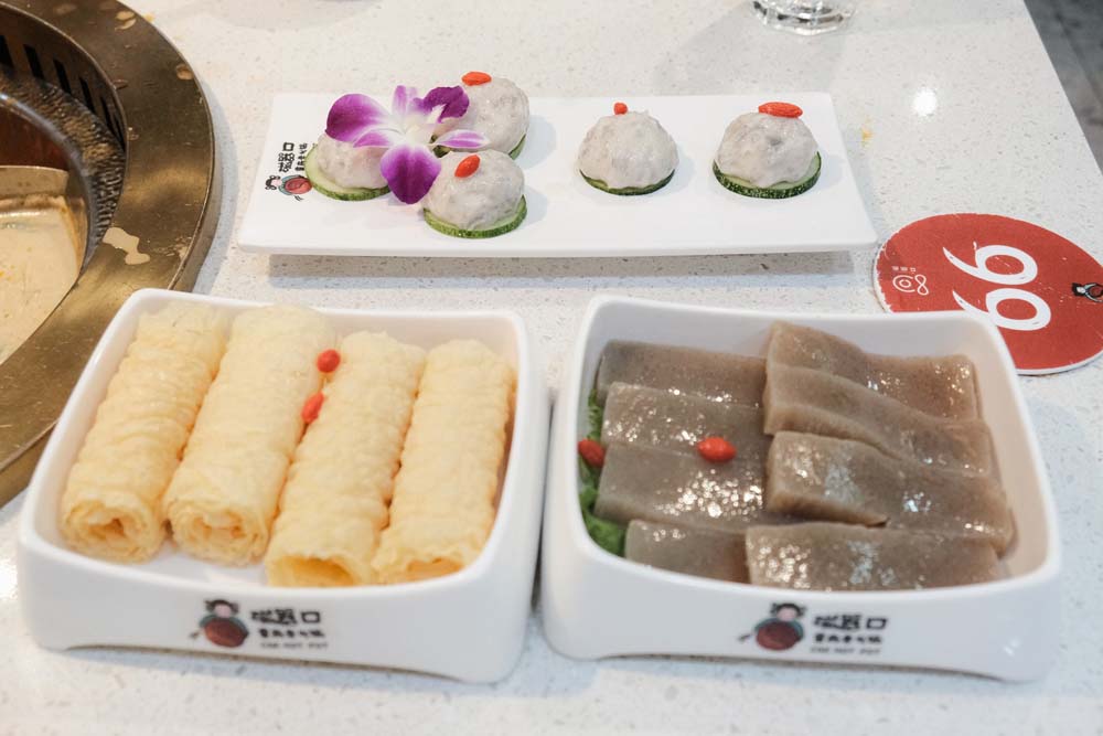 CQK MALA Hotpot สาขาห้วยขวาง-เทียมร่วมมิตร ร้านชาบูหม่าล่ารสเด็ด