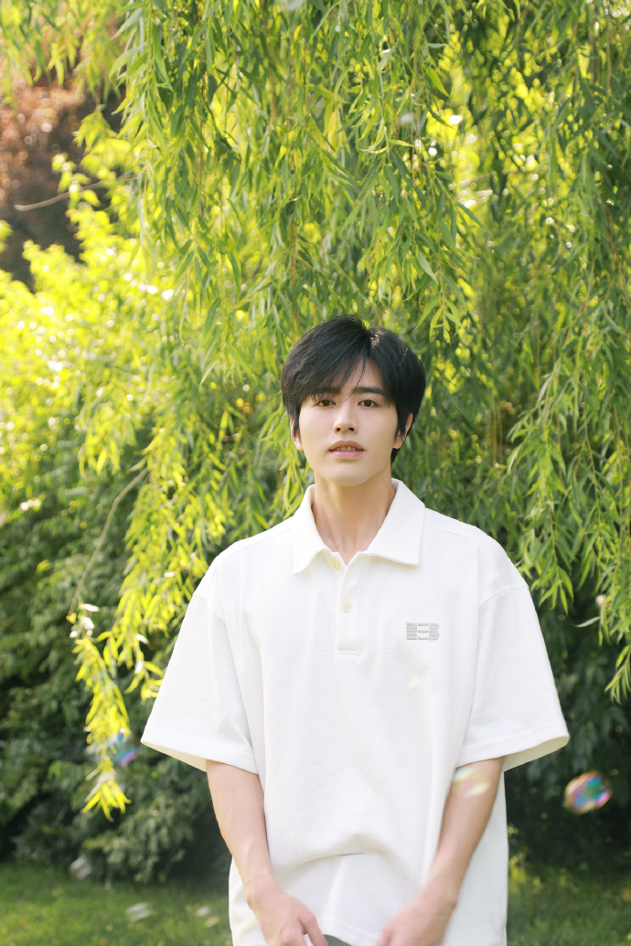 หลัวเจิ้ง ประวัติและผลงาน Luo Zheng ไอดอลจีนและพระเอกซีรี่ย์จีน