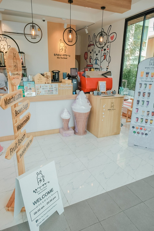 Kita Tea Stand ใกล้ตลาดเจ้าพระยา คาเฟ่สไตล์มินิมอล