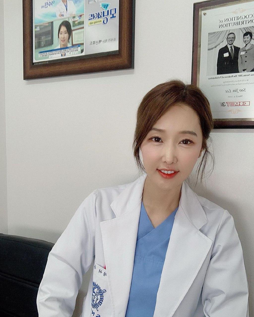 Lee Sujin คุณแม่วัย 51 ที่ยังดูสวยเป๊ะและหน้าเด็ก