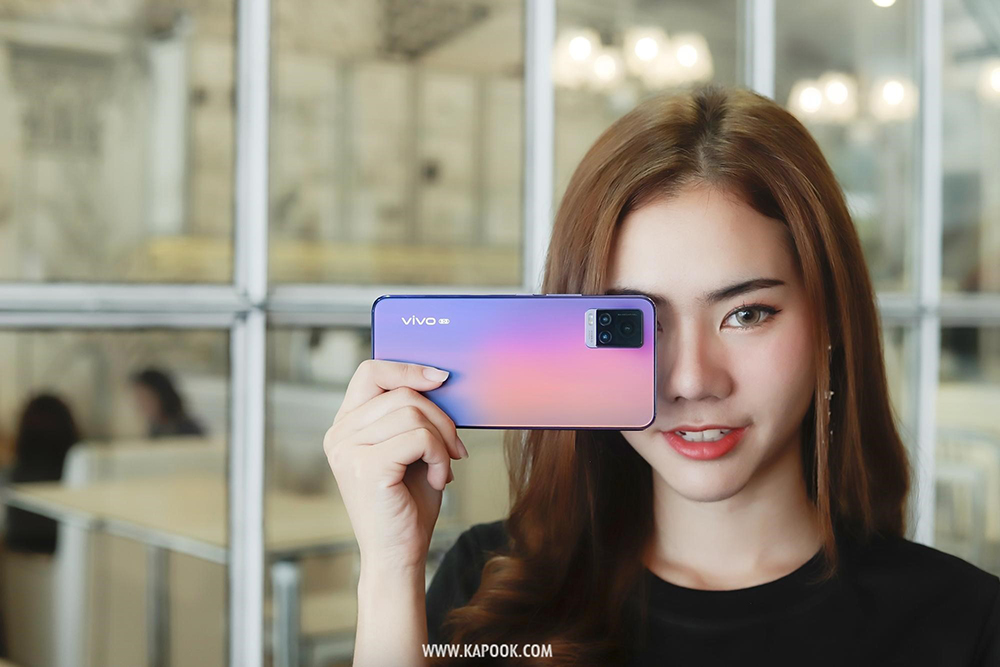 Vivo V20 Pro 5G มือถือดีไซน์โฉบเฉี่ยว พร้อมกล้องหน้าคู่ 44MP เซลฟี่สวยทุกองศา