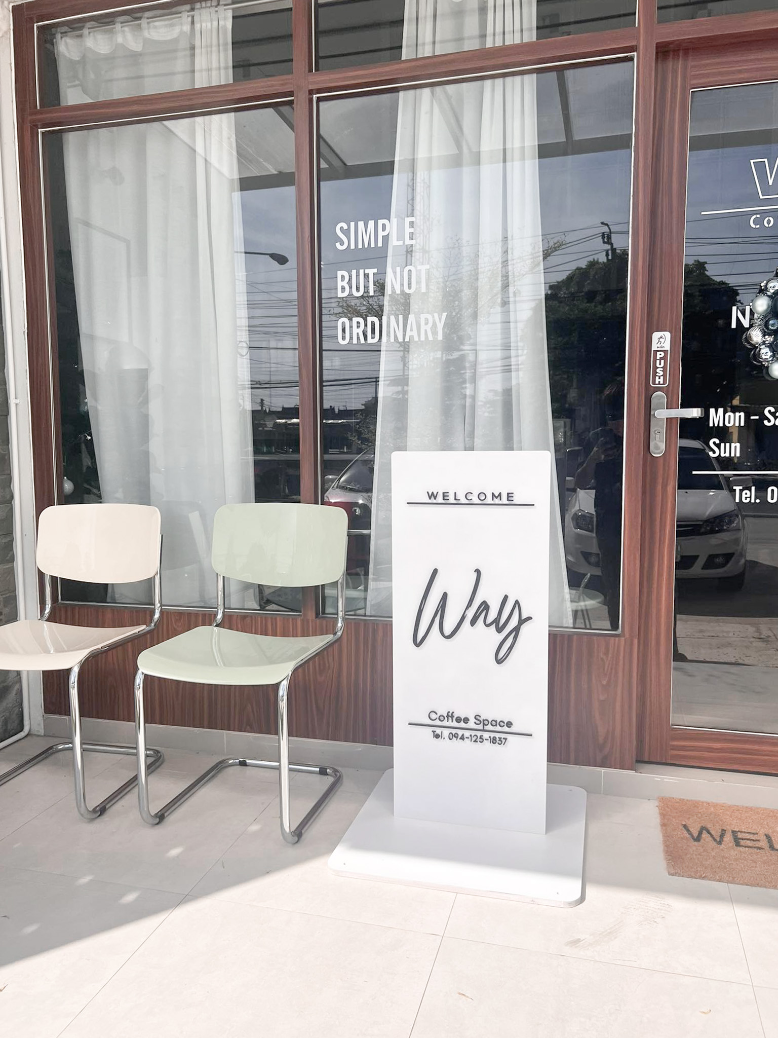 Way coffee space ร้านกาแฟบางบ่อ สไตล์มินิมอล