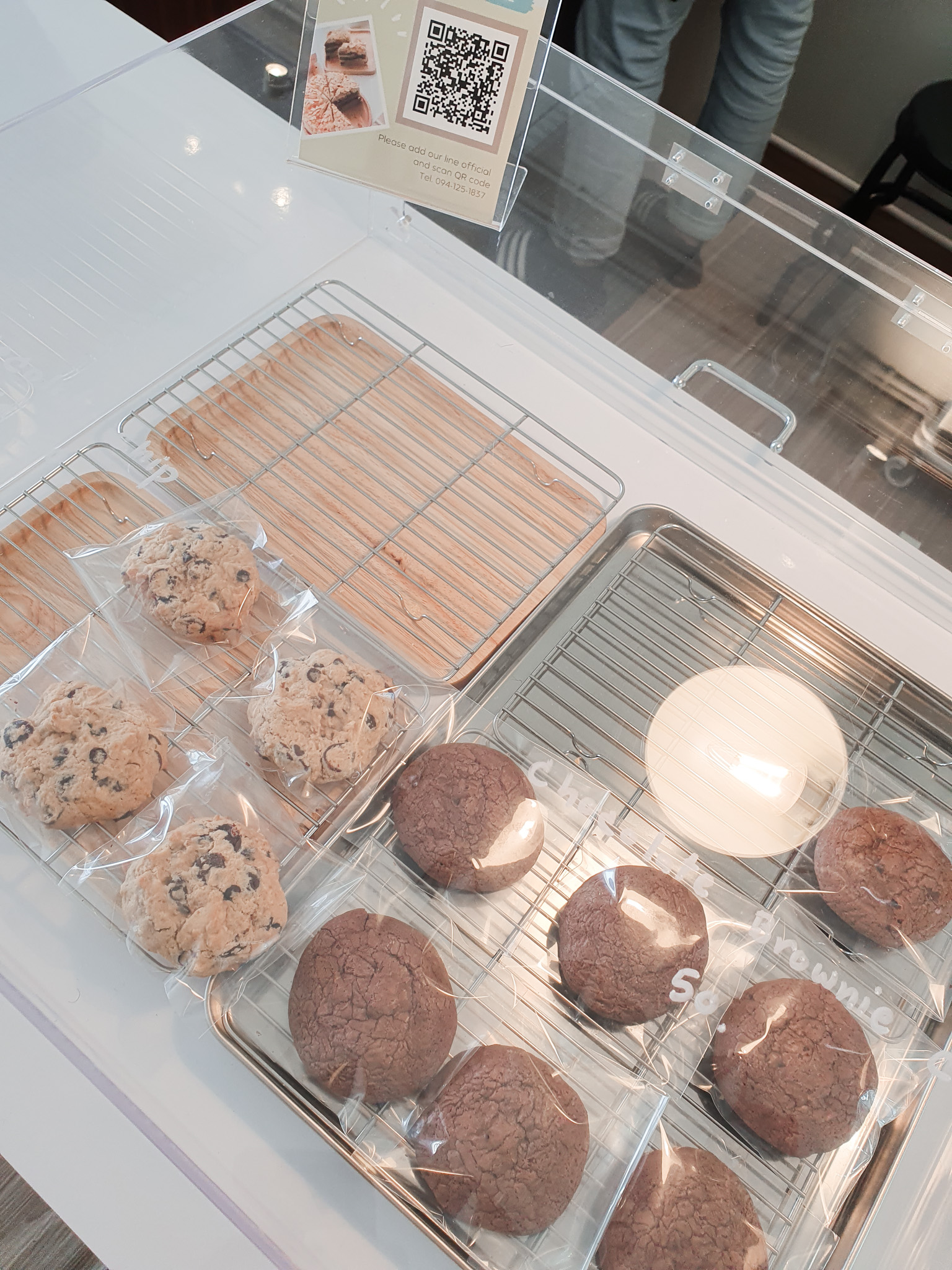 Way coffee space ร้านกาแฟบางบ่อ สไตล์มินิมอล