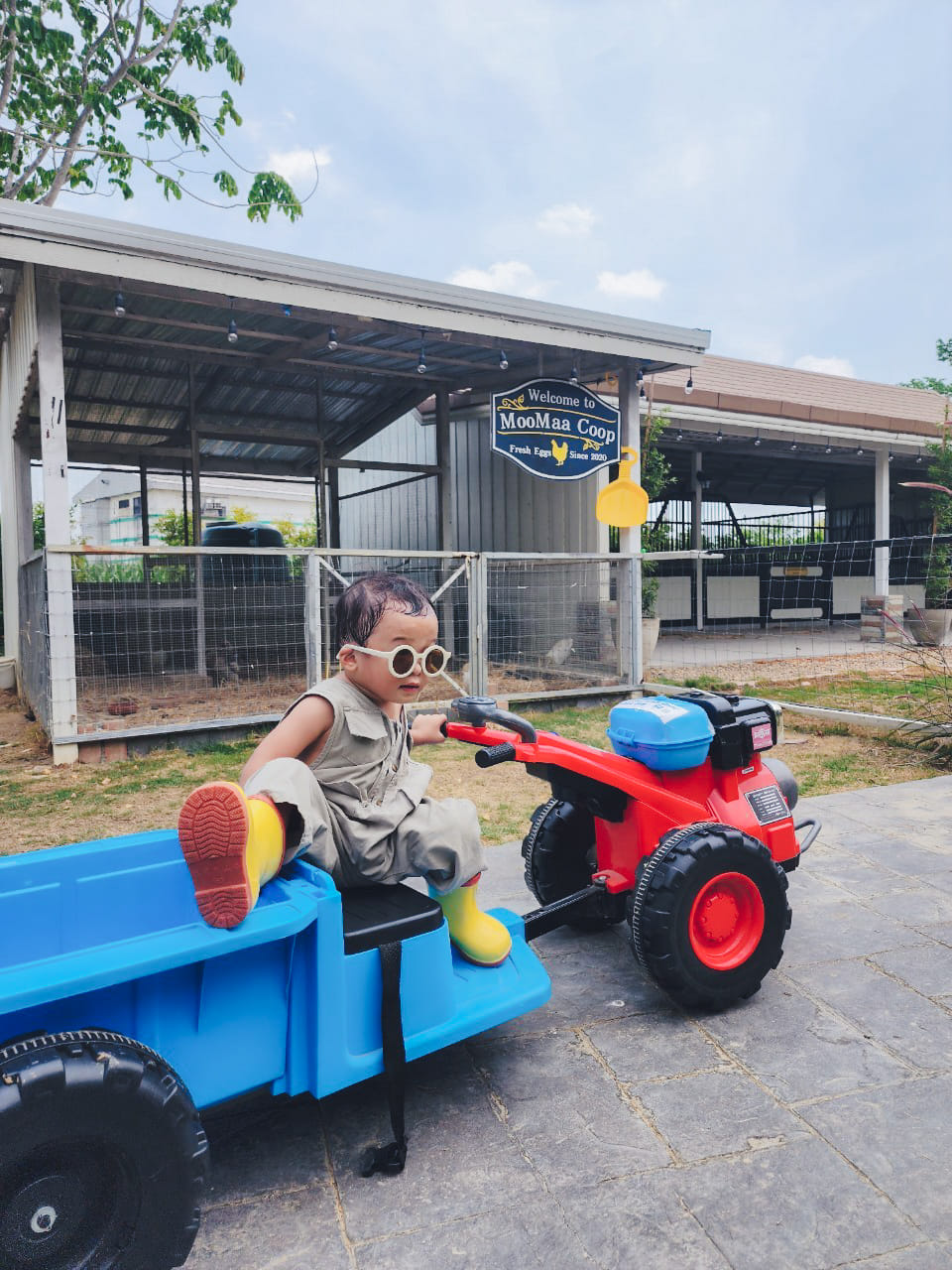 MooMaa Farm Cafe คาเฟ่ท่าม่วง กาญจนบุรี สไตล์โรงนา