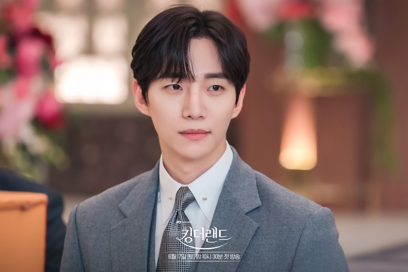 เรื่องย่อ King the Land ซีรีส์เกาหลี พร้อมรีวิว ผลงาน จุนโฮ 2PM คู่ ยุนอา SNSD