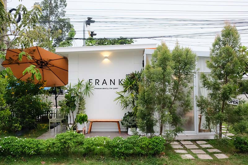 FRANK Cheesecake by the ‘gram’ คาเฟ่ระยอง ร้านกาแฟดัง TikTok