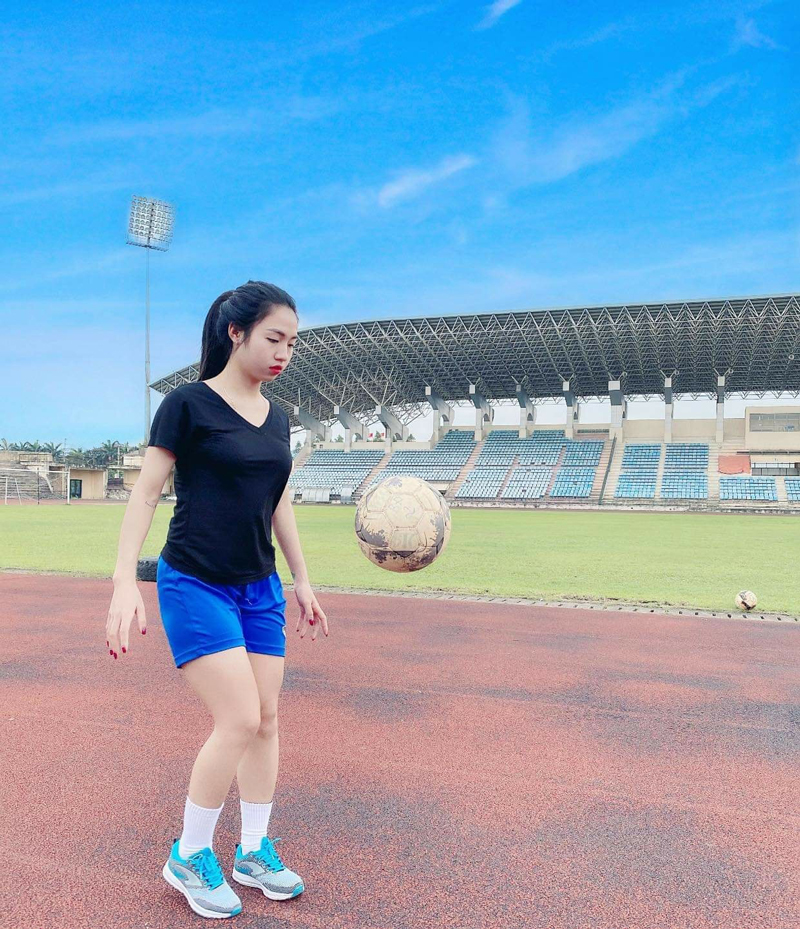 Tran Thu Duyen นักฟุตบอลทีมชาติดเวียดนาม ขวัญใจหนุ่ม ๆ