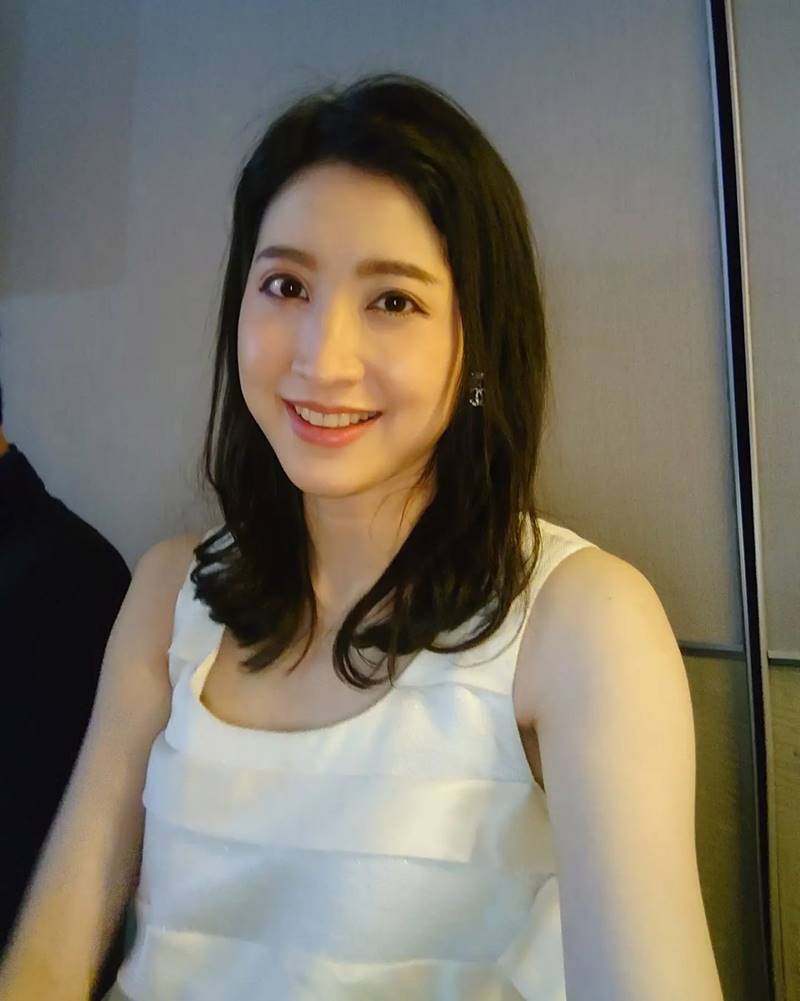 นาฏ ยุวทิพย์ หรือ นาถ ยุวนาถ ดาว Seasons Change ล่าสุดเป็นคุณแม่แล้ว