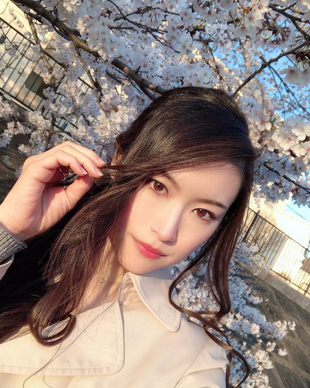 Rose Melle ริงเกิร์ลสาวสุดเอ็กซ์แดนปลาดิบ