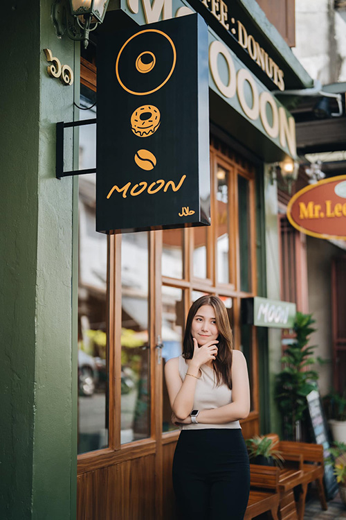 Moon doughnuts & drinks ร้านโดนัทสงขลา