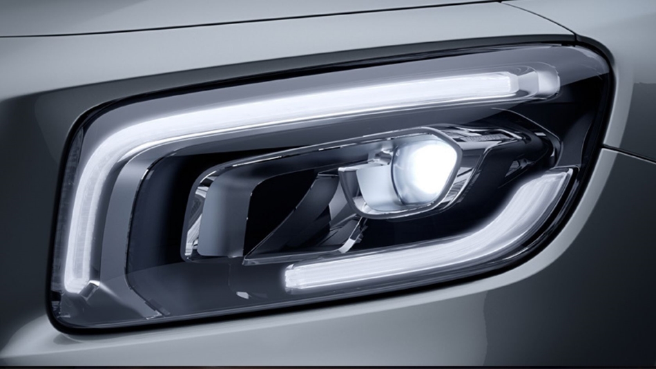 Mercedes-Benz GLB 2022 ราคา 2,899,000 บาท รถ Crossover พรีเมียม 7 ที่นั่ง