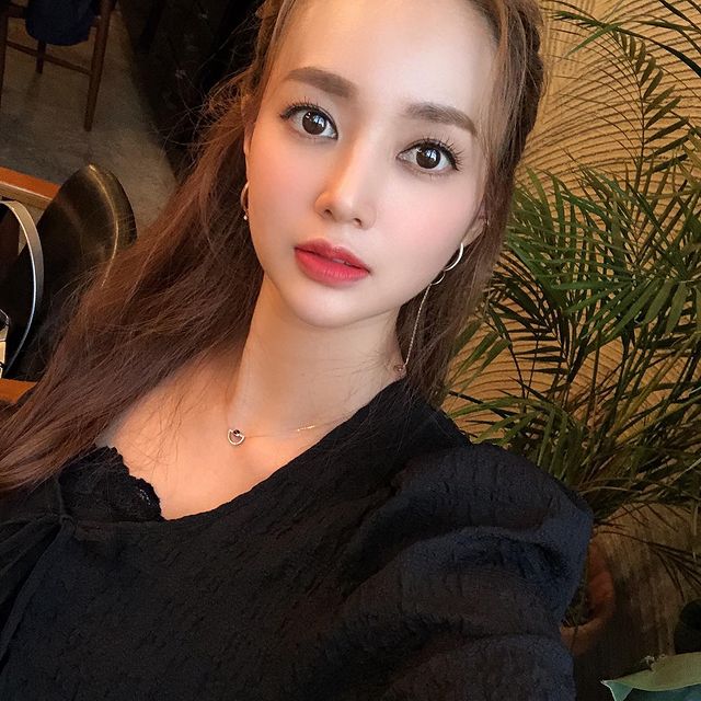 Kim Ha Rin สาวกิมจิสุดฮอต ลุคไหนก็สวยสะกดทุกสายตา