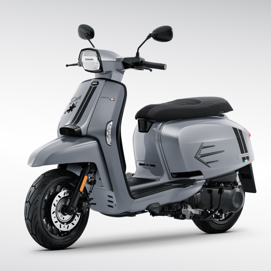Lambretta V200 Gp 2023 ราคา 109 000 บาท รถมอเตอร์ไซค์ออโตเมติก 170 ซี ซี