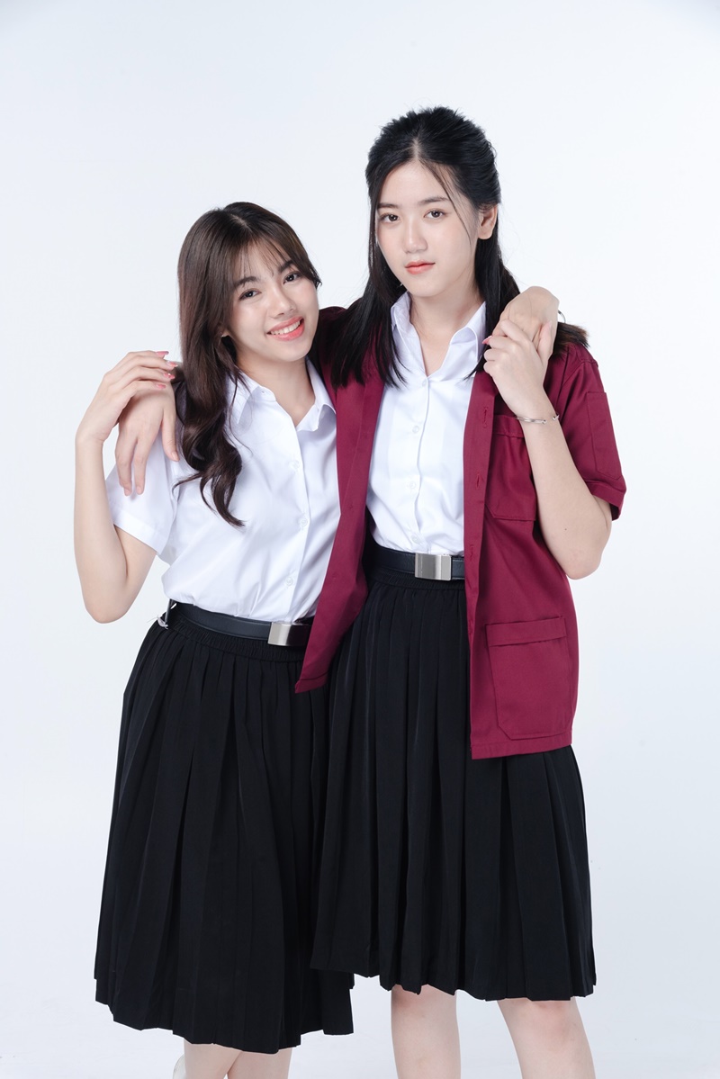 พี่ว้ากคะรักหนูได้มั้ย เรื่องย่อ Love Senior The Series ซีรีส์ยูริ