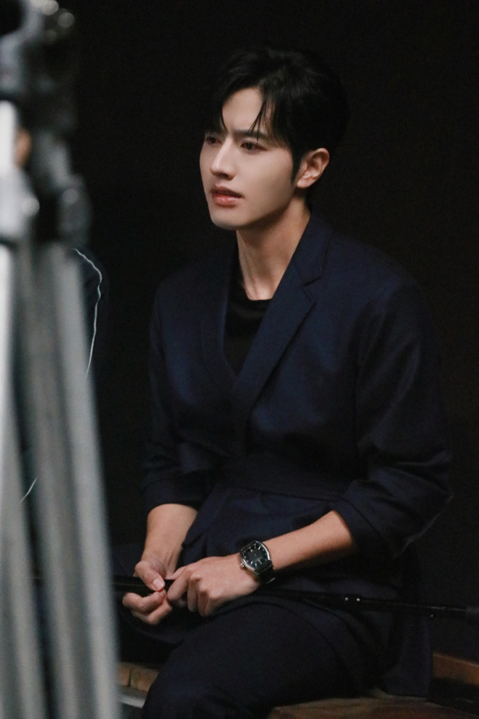 หลัวเจิ้ง ประวัติและผลงาน Luo Zheng ไอดอลจีนและพระเอกซีรี่ย์จีน