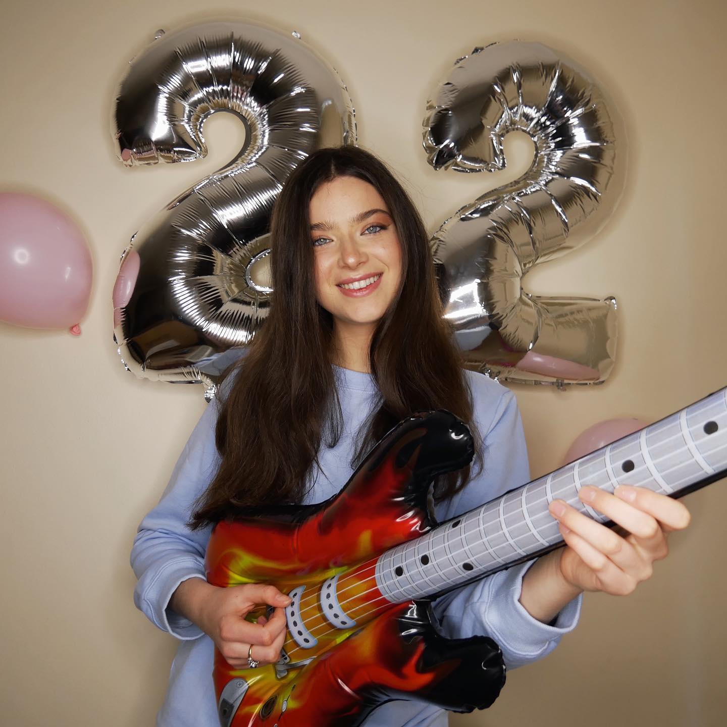 Tash Wolf มือกีตาร์สาวออสซี่ สวยน่ารักระดับนางฟ้า