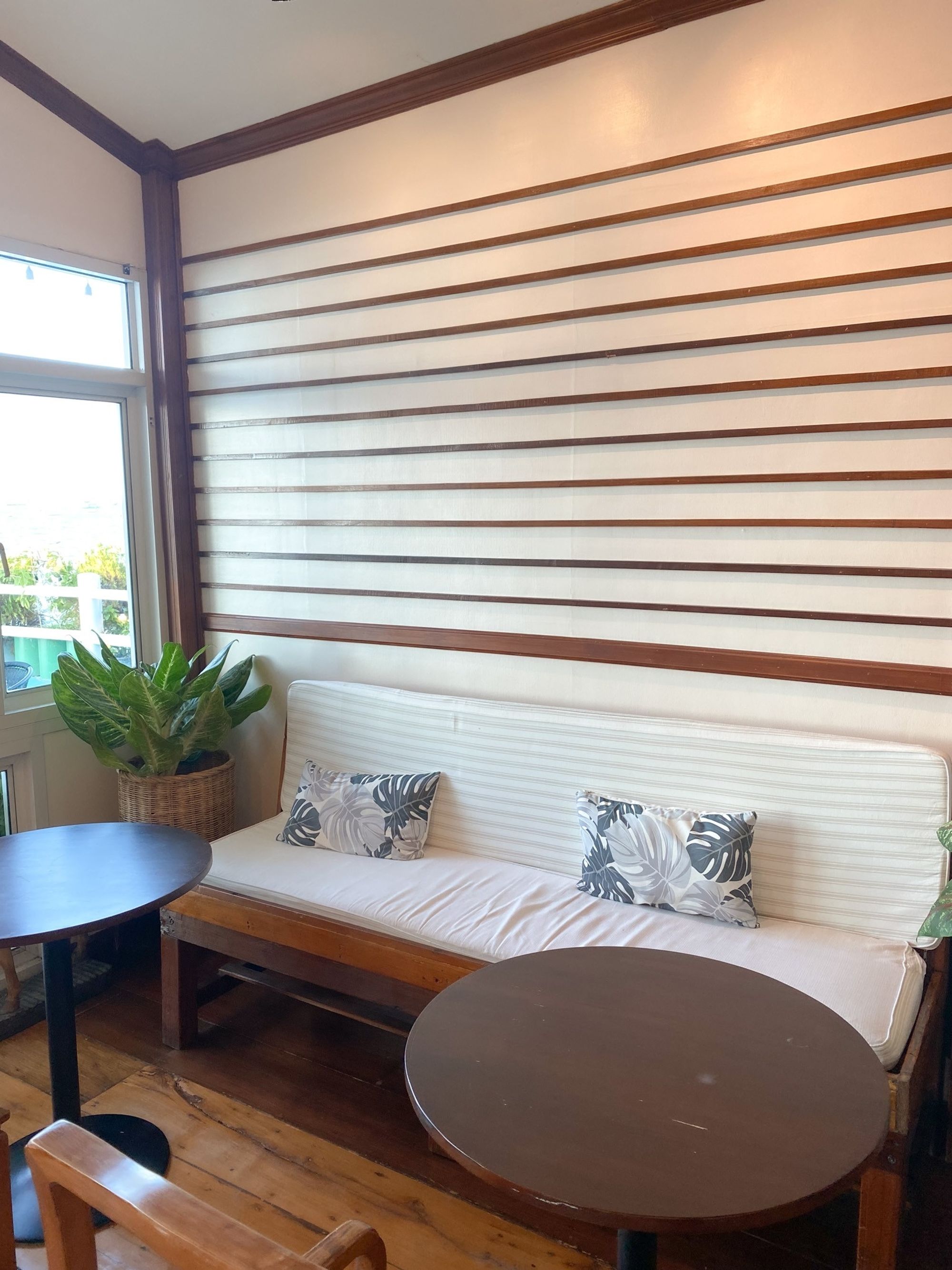 Banlay Home Cafe คาเฟ่พัทยา ติดวิวทะเลพัทยา