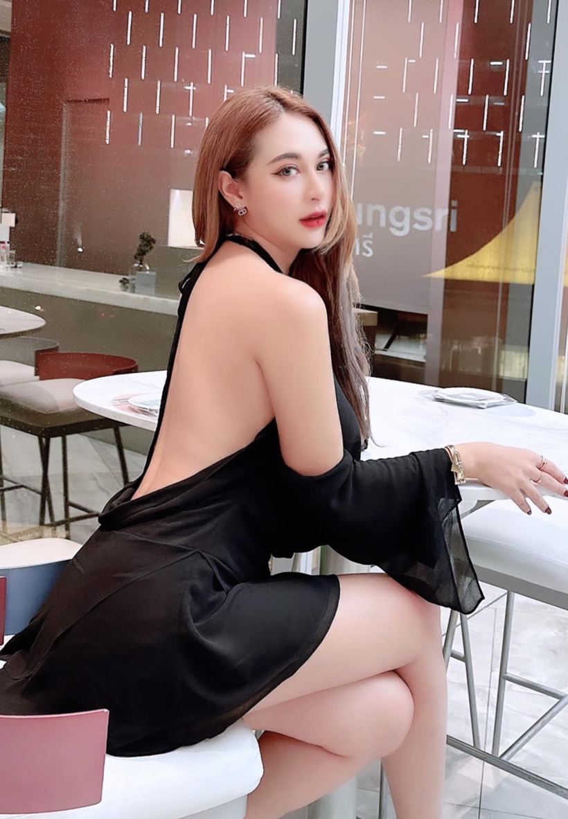 ลูกน้ำ ศิริพรนรา สาว FHM ไซซ์สะบึม 36-25-35 ฟาดทุกชอต