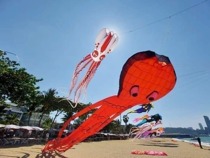 เทศกาลว่าวพัทยา 2566 เพลิดเพลินกับ Pattaya International kites on the ...