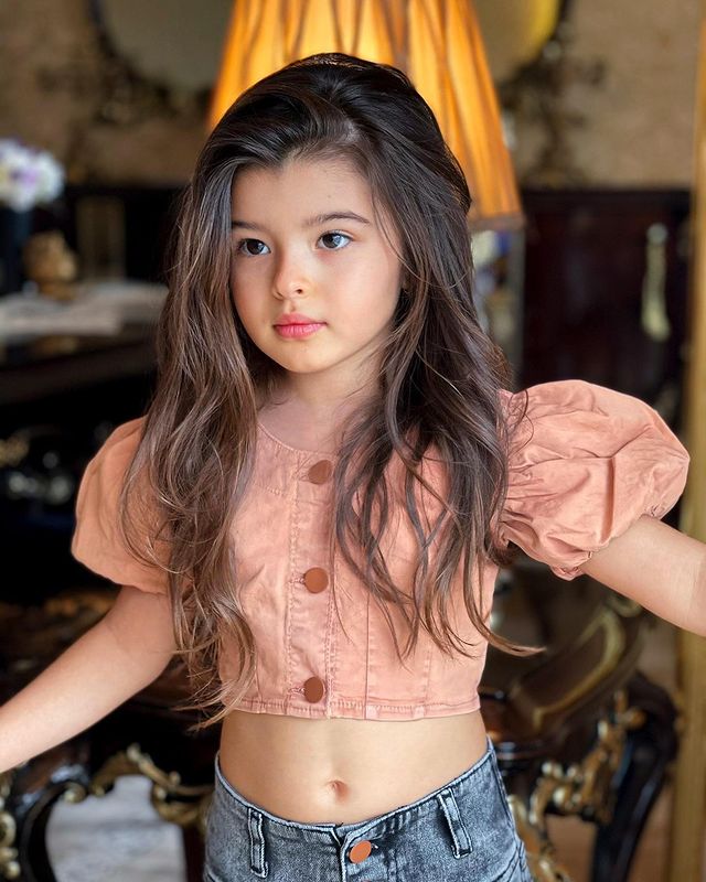 Maya Basol นางแบบรุ่นจิ๋วจากตุรกี สวยปังราวกับตุ๊กตา