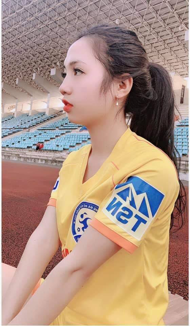 Tran Thu Duyen นักฟุตบอลทีมชาติดเวียดนาม ขวัญใจหนุ่ม ๆ