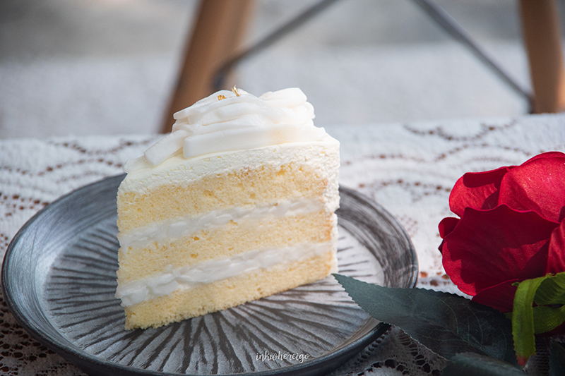 Siree Patisserie ร้านกาแฟกลางสวนร่มรื่น บรรยากาศดี ติดริมน้ำแม่กลอง