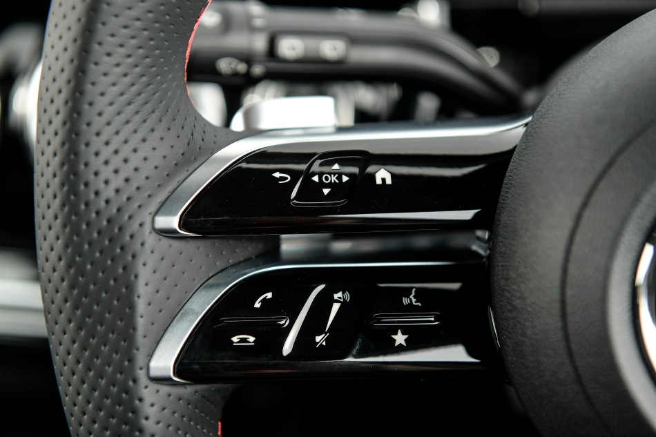 Mercedes-Benz-GLA 2024 ราคา 2,580,000 บาท รถ SUV พรีเมียม 5 ที่นั่ง