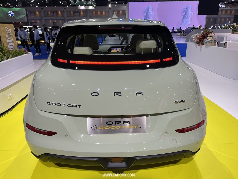 ORA Good Cat สีเขียว Pistachio Green ราคา 959,000 บาท รถยนต์ไฟฟ้าดีไซน์ ...