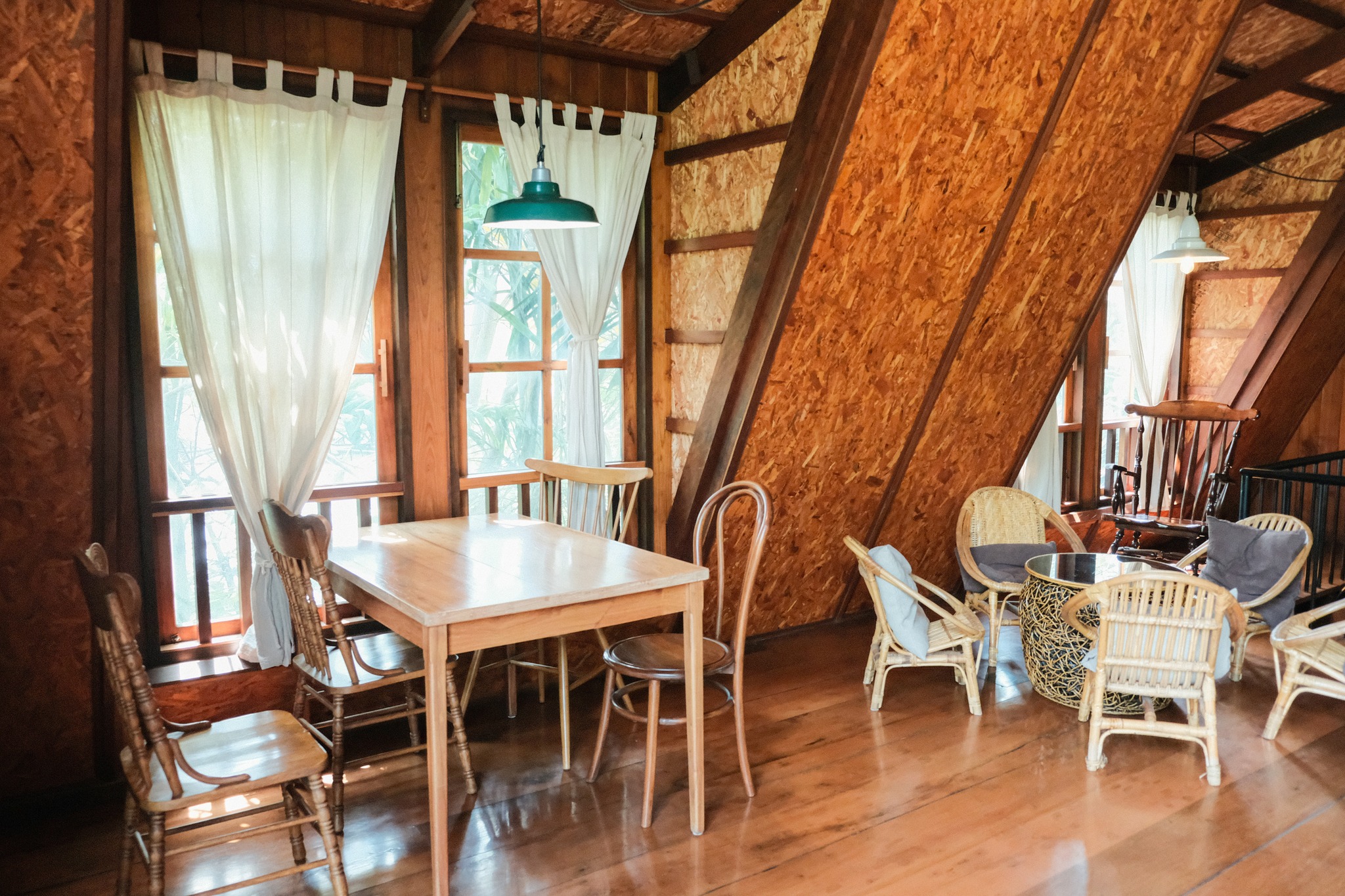 Lifehouse Cafe & Kitchen คาเฟ่ฉะเชิงเทรา บรรยากาศร่มรื่น