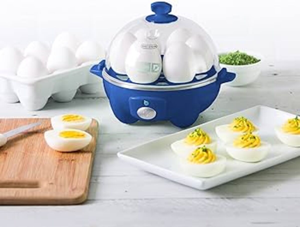 DASH Rapid Egg Cooker 6 Egg Capacity