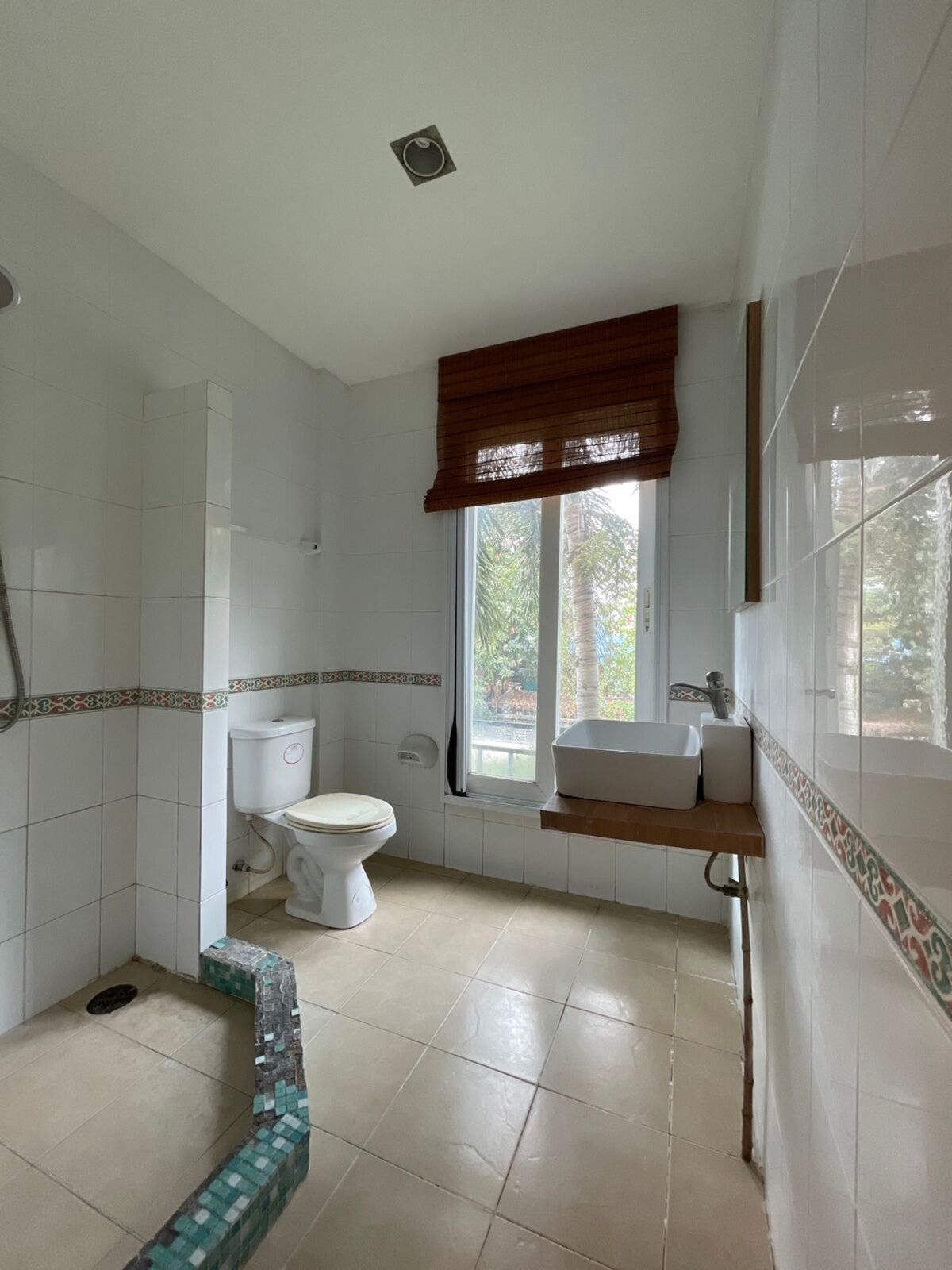 ขายหรือเช่าทาวน์โฮม 3 ชั้น Casa City ลาดพร้าว ซอยโยธินพัฒนา 3 LB07 – 000685