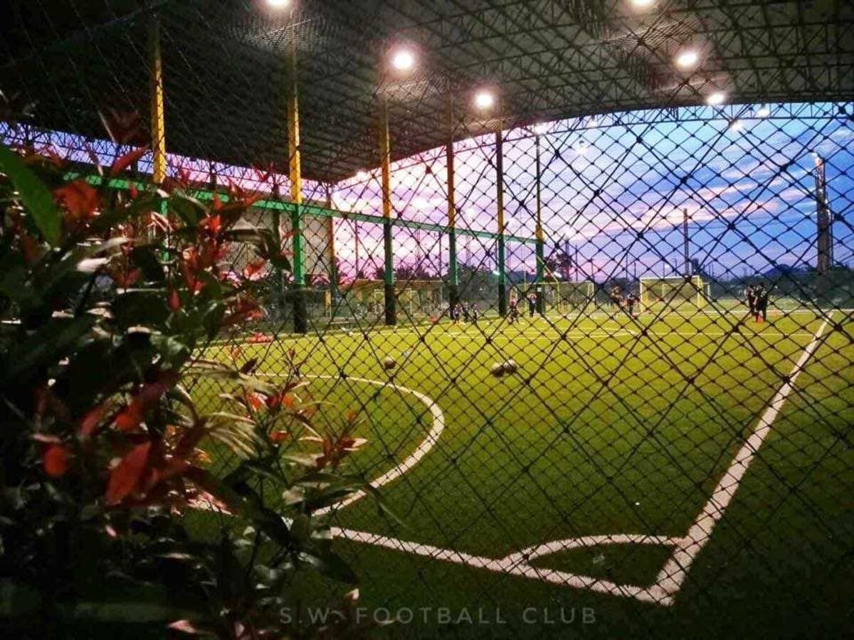 SW FOOTBALL CLUB สนามฟุตบอลหญ้าเทียม