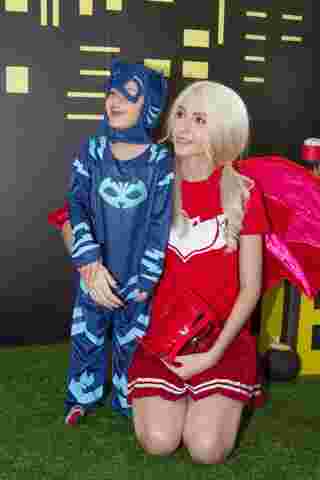 รวมความน่ารักของ ซาร่า คาซิงกินี และ น้องแม็กซ์เวลล์