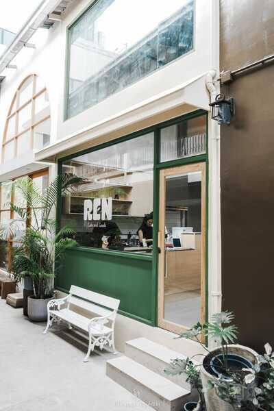 REN café and goods คาเฟ่เจริญกรุง 43 เป็น Matcha Specialty